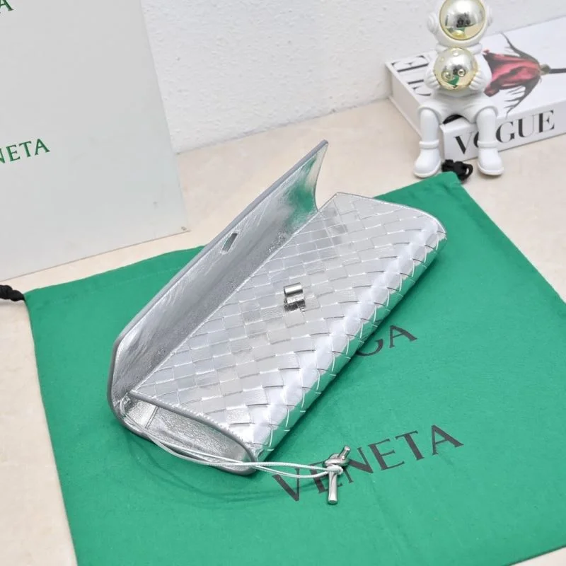 Original Bottega Veneta Clutch Bags