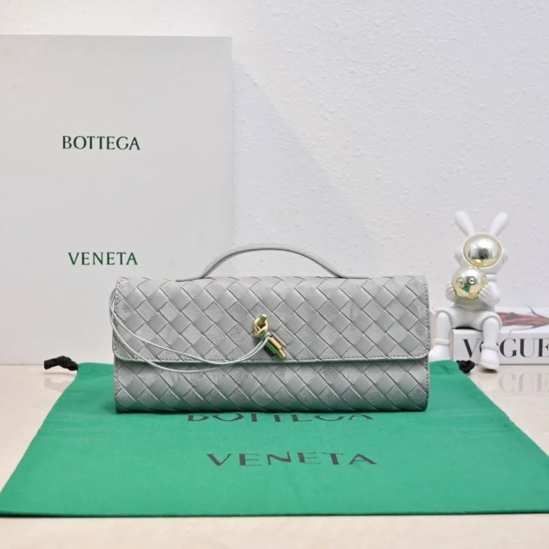 Bottega Veneta Clutch Bags