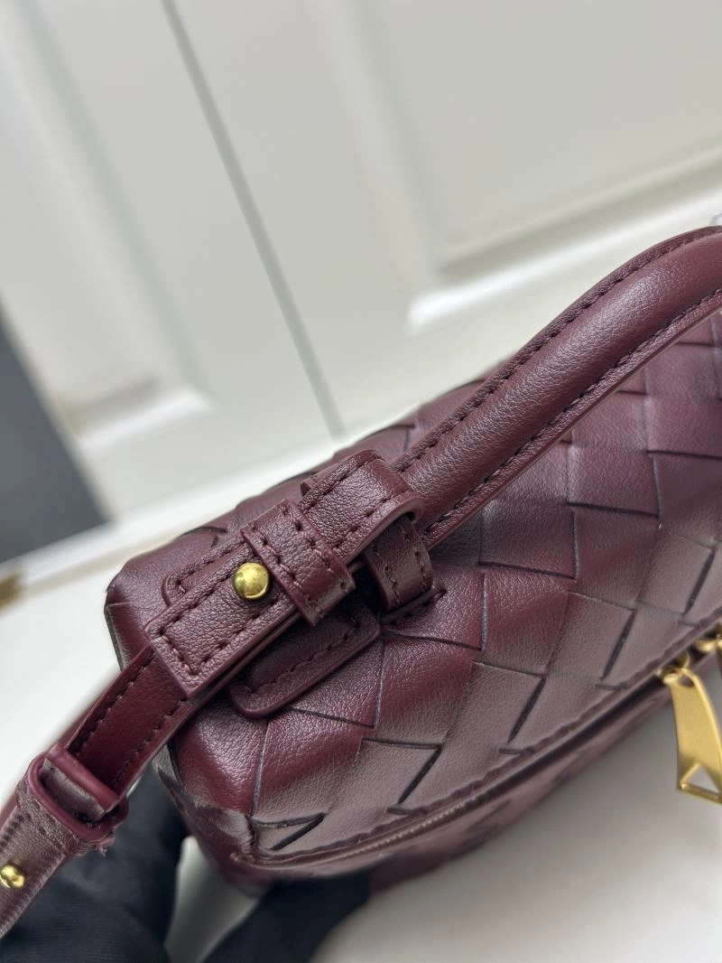 Accurate model Bottega Veneta Cosmetic Bags
