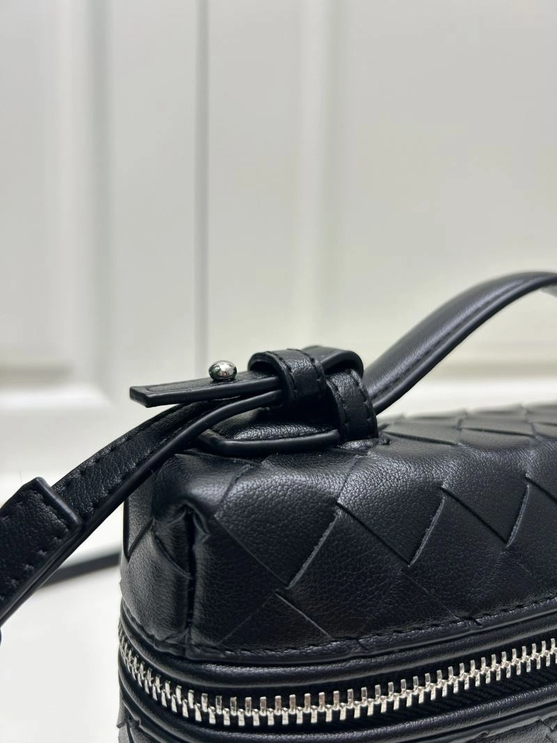 Top mirror Bottega Veneta Cosmetic Bags