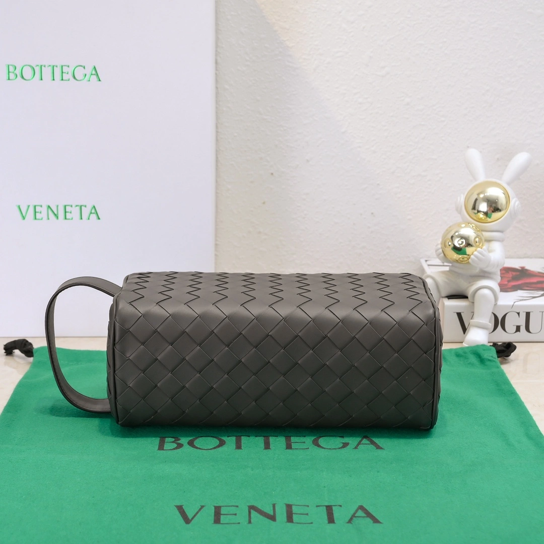 Official Bottega Veneta Cosmetic Bags
