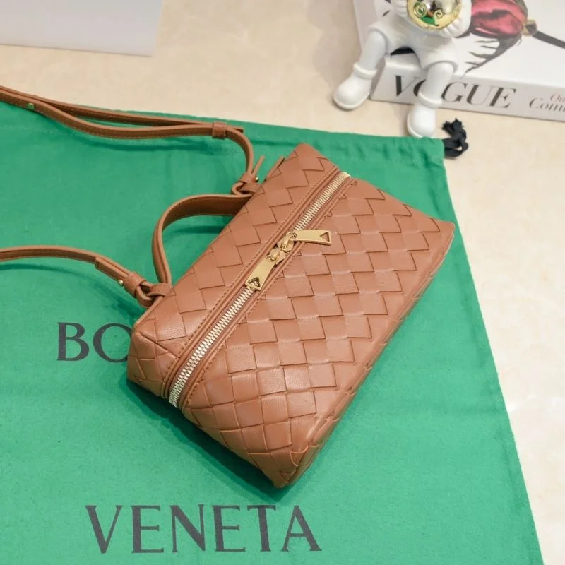 High accuracy Bottega Veneta Cosmetic Bags