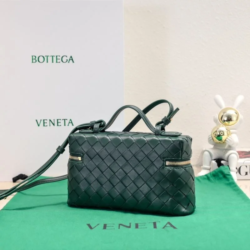 Precise copy Bottega Veneta Cosmetic Bags