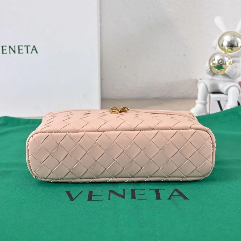 High accuracy Bottega Veneta Cosmetic Bags