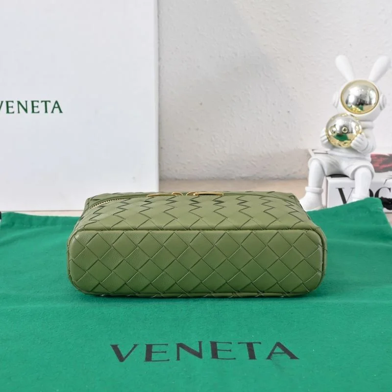 Top mirror Bottega Veneta Cosmetic Bags