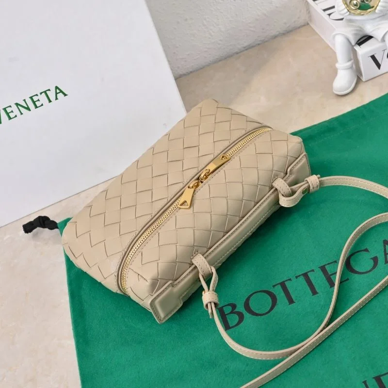 Official Bottega Veneta Cosmetic Bags