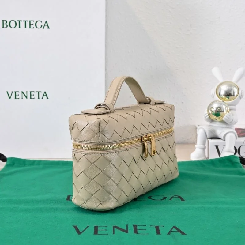 Official Bottega Veneta Cosmetic Bags