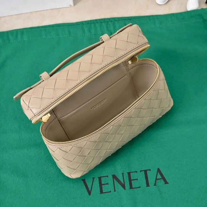 Official Bottega Veneta Cosmetic Bags