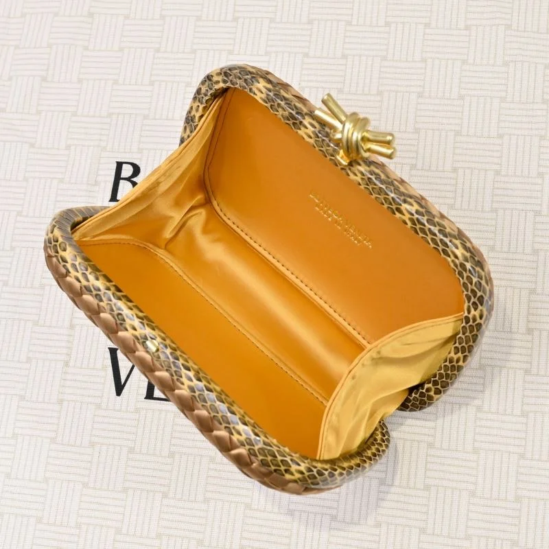 Brand-authenticated Bottega Veneta Cosmetic Bags