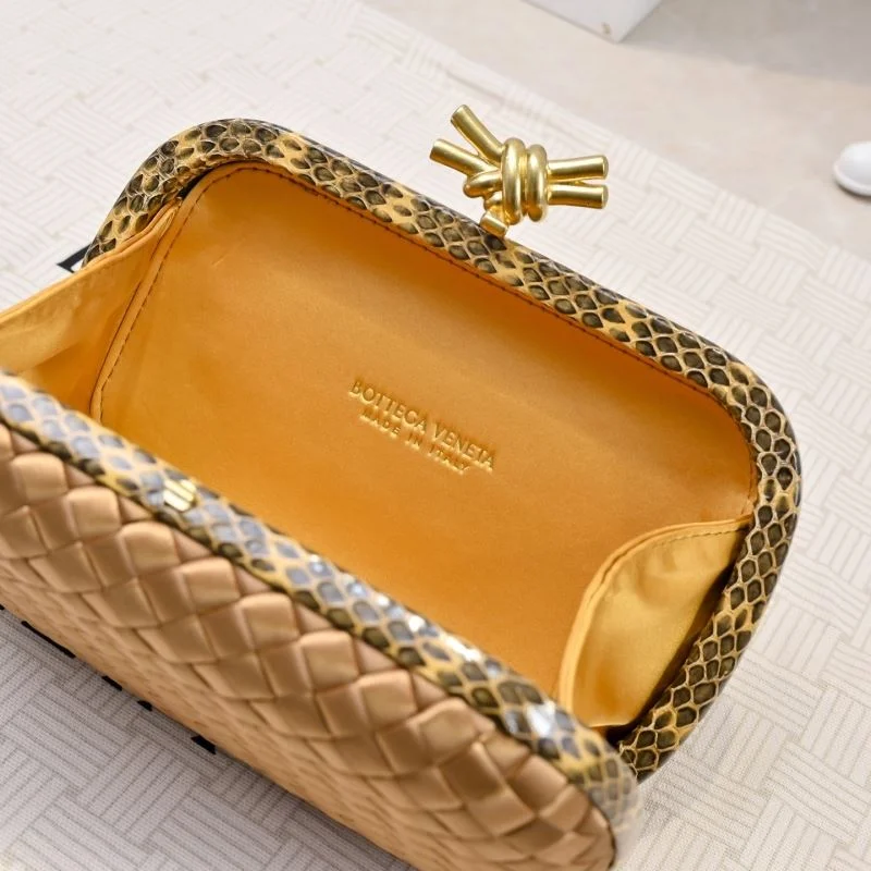 Brand-authenticated Bottega Veneta Cosmetic Bags