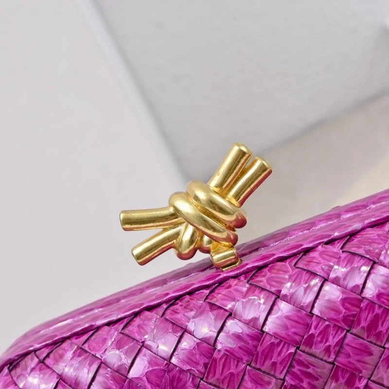 Reasonably priced Bottega Veneta Cosmetic Bags