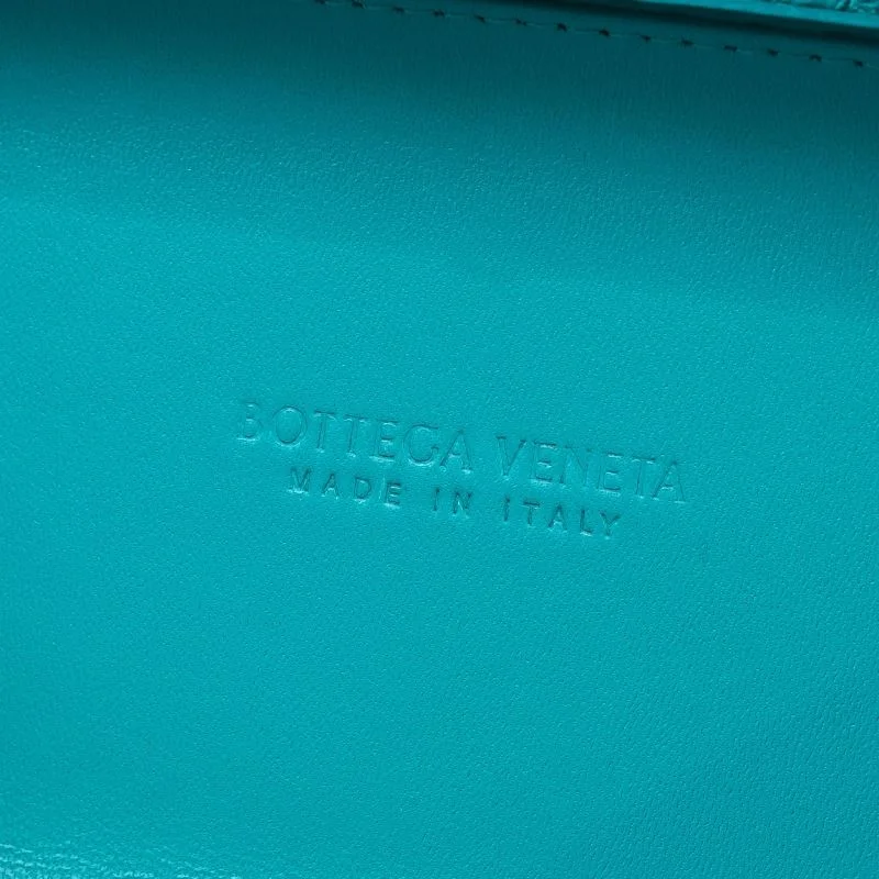 Accurate model Bottega Veneta Cosmetic Bags