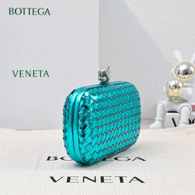 Accurate model Bottega Veneta Cosmetic Bags