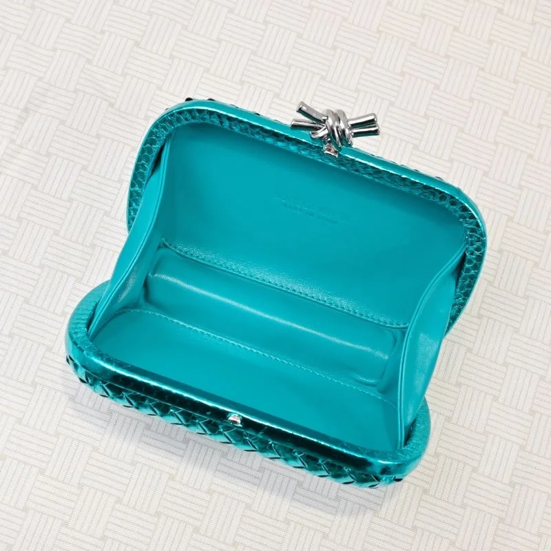 Accurate model Bottega Veneta Cosmetic Bags
