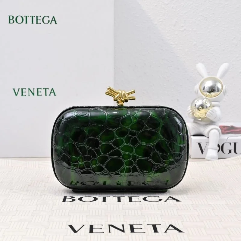 Top mirror Bottega Veneta Cosmetic Bags