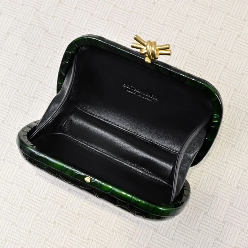 Top mirror Bottega Veneta Cosmetic Bags
