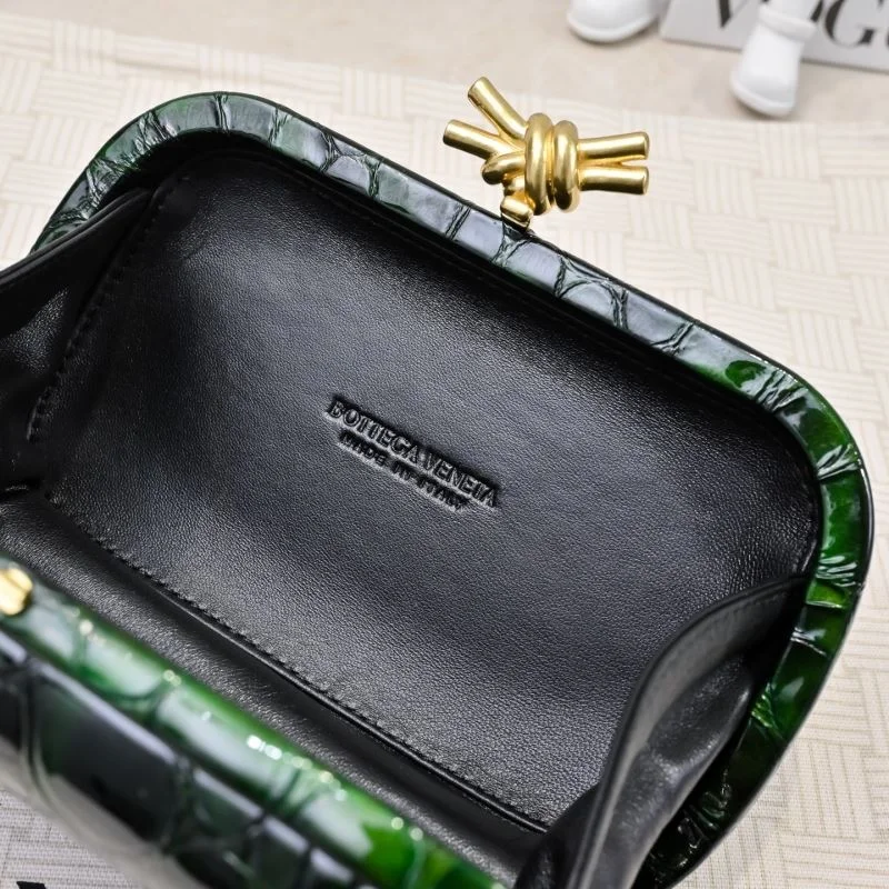 Top mirror Bottega Veneta Cosmetic Bags