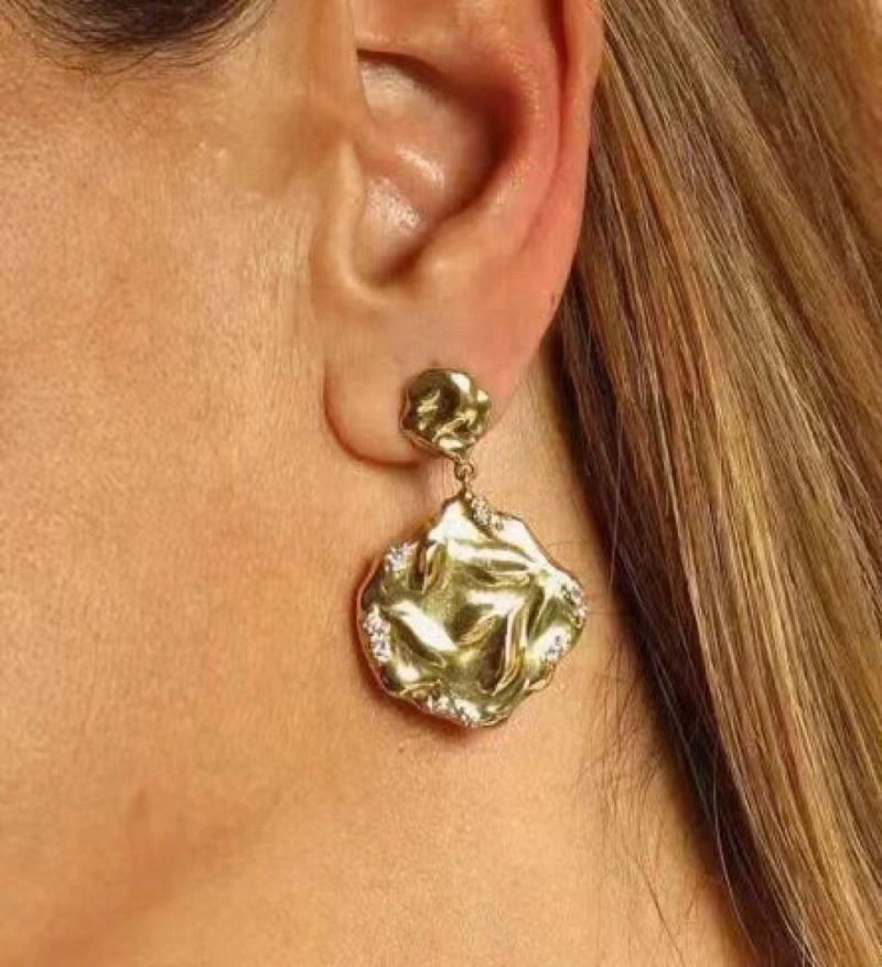 Indistinguishable Bottega Veneta Earrings