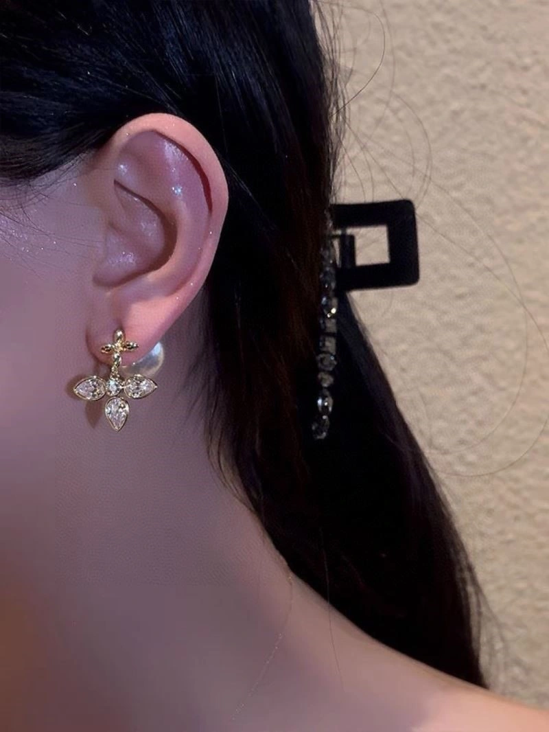 Top match Bottega Veneta Earrings