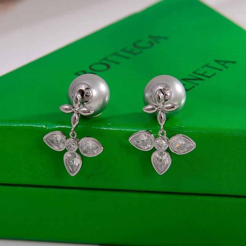 Top match Bottega Veneta Earrings