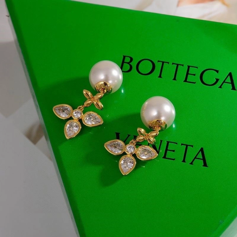 Top match Bottega Veneta Earrings