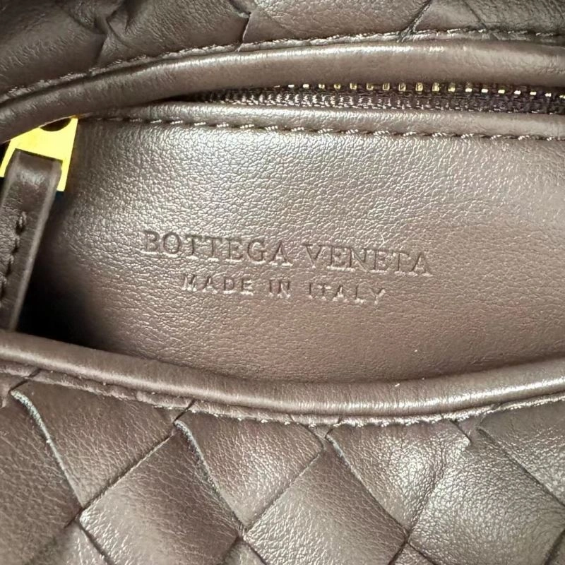 Official Bottega Veneta Hobo Bags