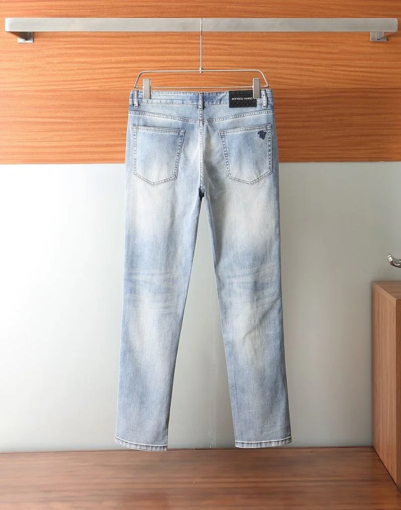 Accurate model Bottega Veneta Jeans