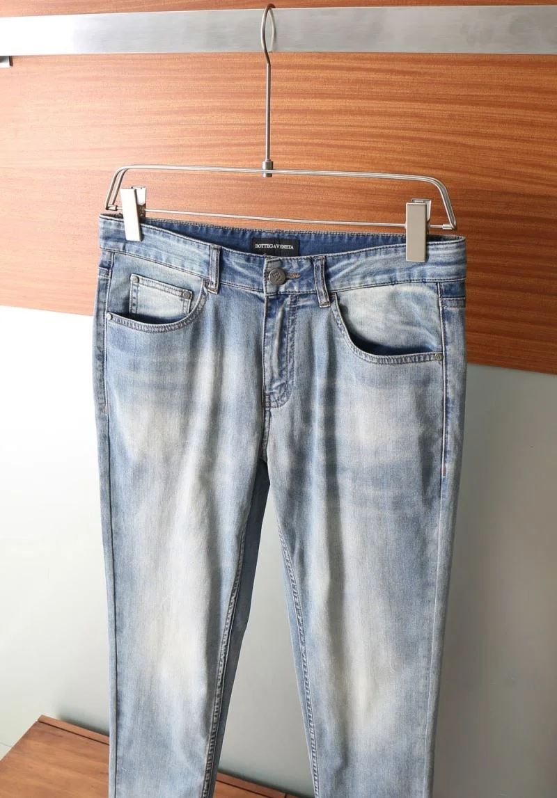 Accurate model Bottega Veneta Jeans