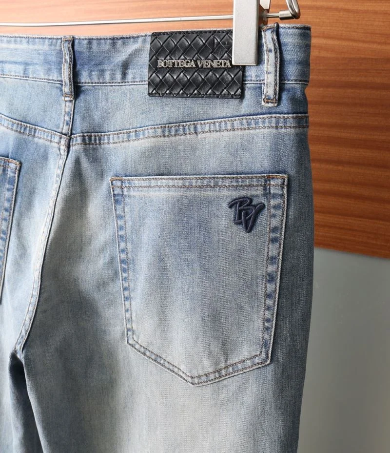 Accurate model Bottega Veneta Jeans