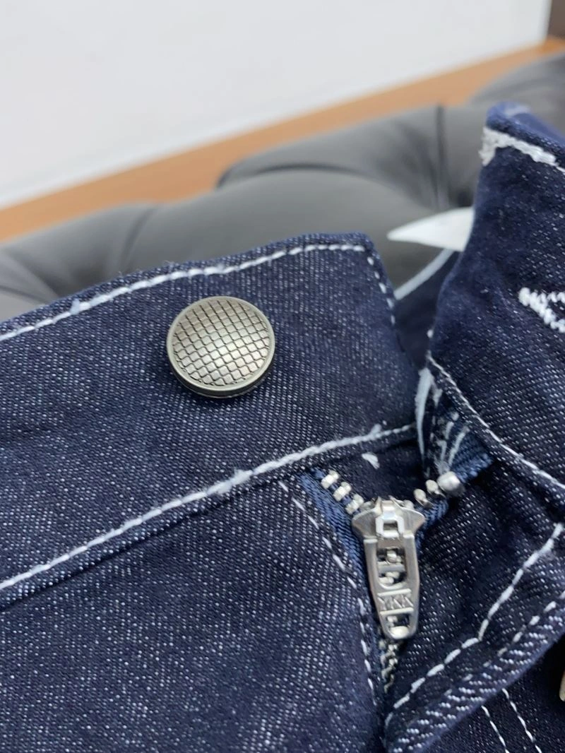 Value-priced Bottega Veneta Jeans