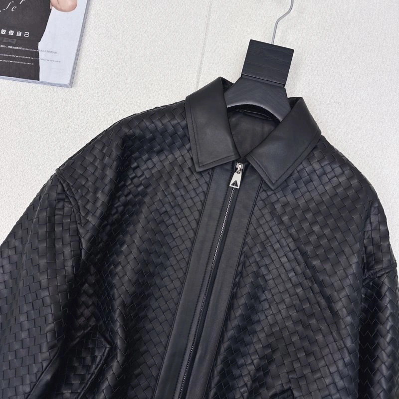 High accuracy Bottega Veneta Outwear