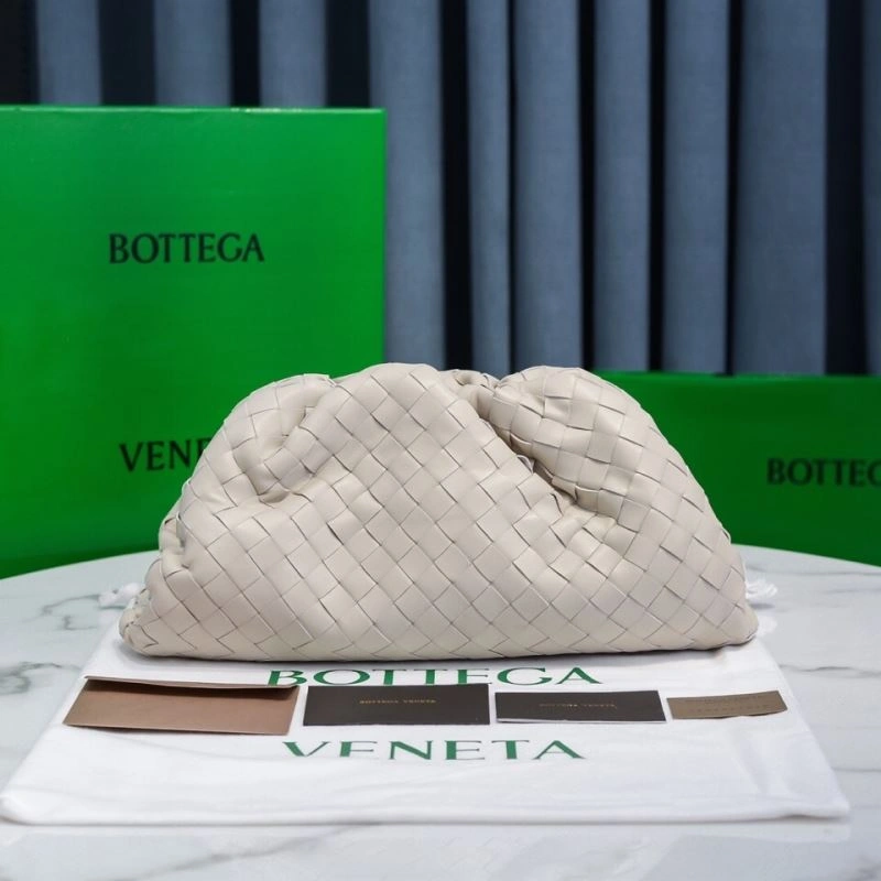 Bargain Bottega Veneta Pouch Clutch Bags