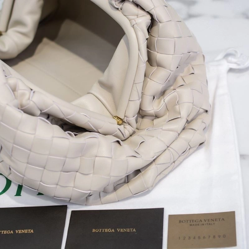 Bargain Bottega Veneta Pouch Clutch Bags
