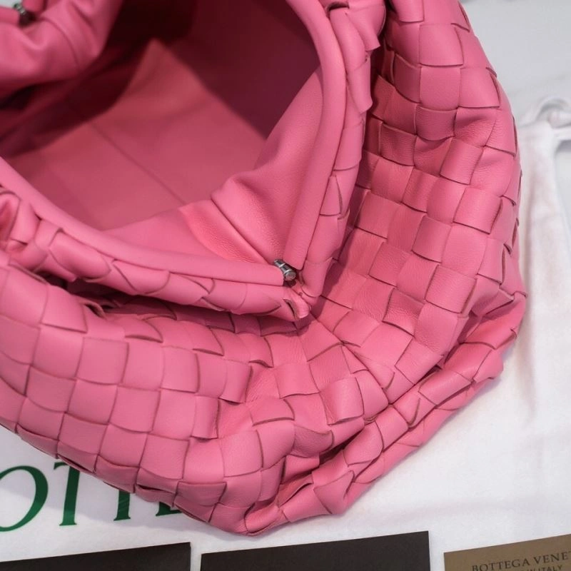 Discounted Bottega Veneta Pouch Clutch Bags