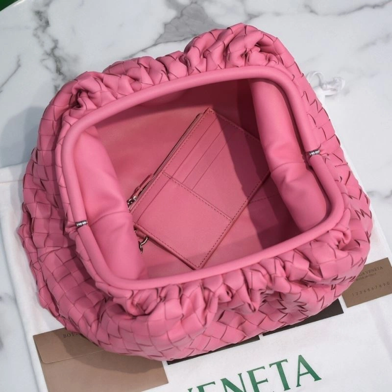 Discounted Bottega Veneta Pouch Clutch Bags