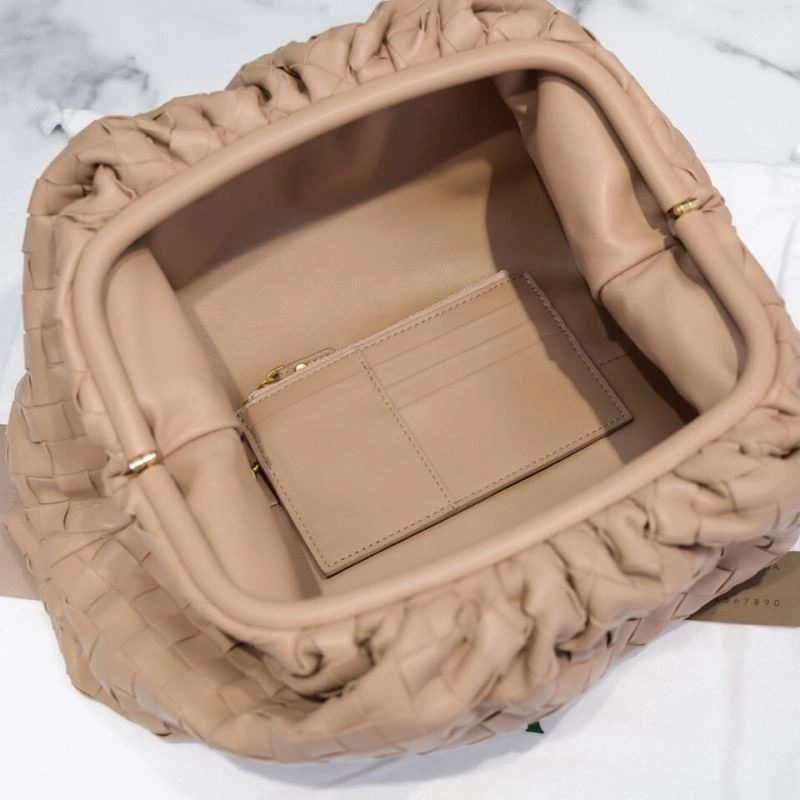 Official Bottega Veneta Pouch Clutch Bags