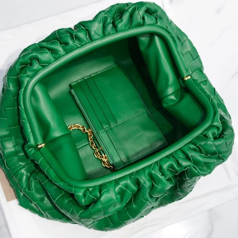 Inexpensive Bottega Veneta Pouch Clutch Bags