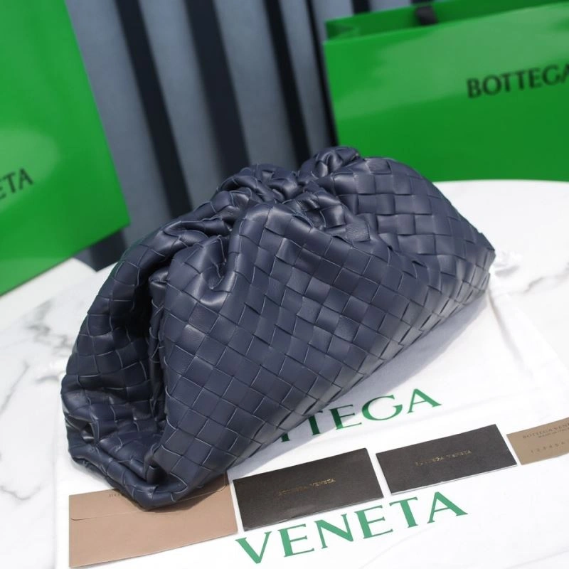 Inexpensive Bottega Veneta Pouch Clutch Bags