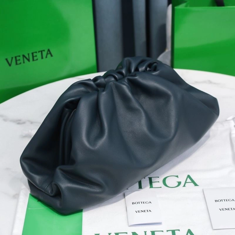 Reasonably priced Bottega Veneta Pouch Clutch Bags