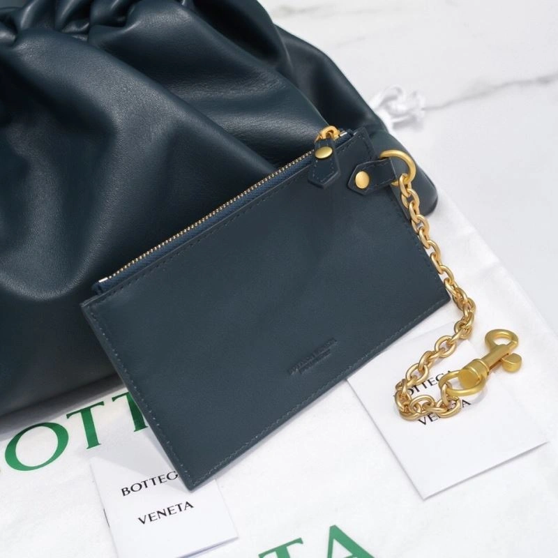 Reasonably priced Bottega Veneta Pouch Clutch Bags