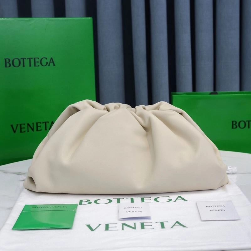 Original Bottega Veneta Pouch Clutch Bags