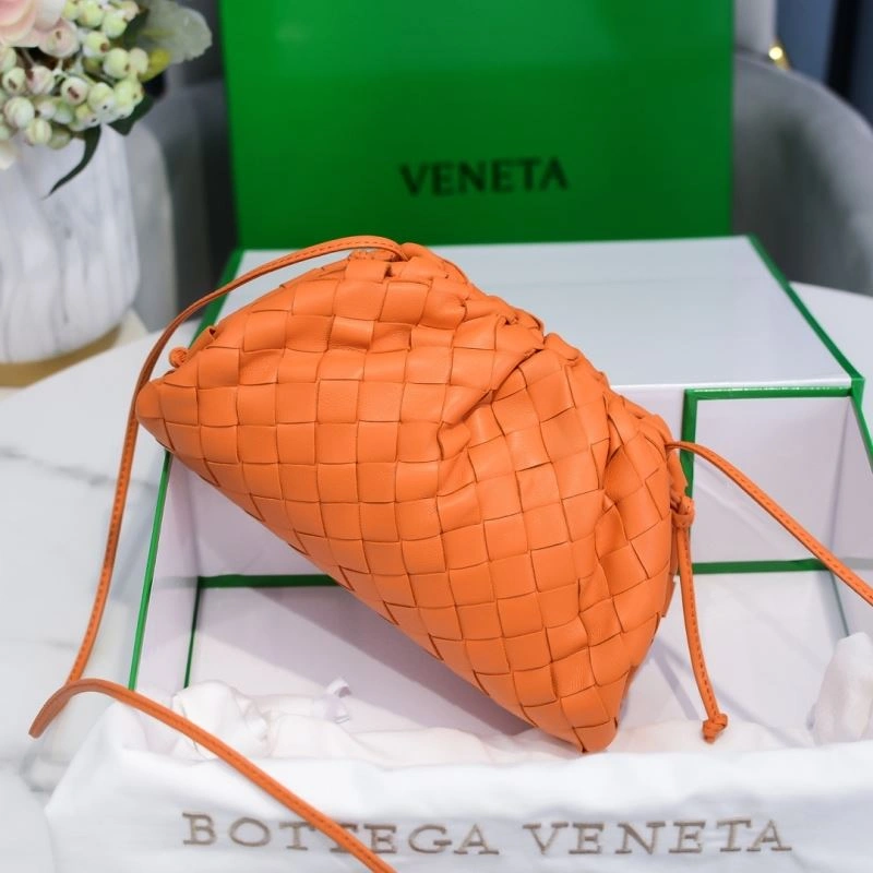 Inexpensive Bottega Veneta Pouch Clutch Bags