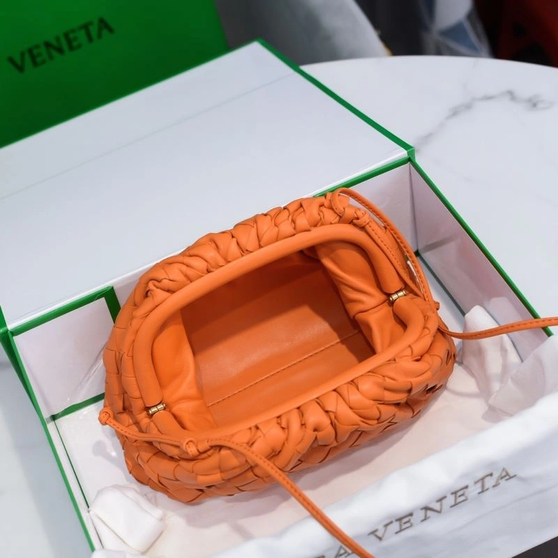 Inexpensive Bottega Veneta Pouch Clutch Bags