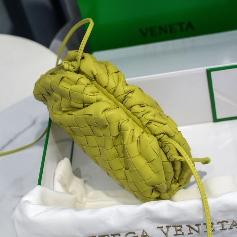 Low-cost Bottega Veneta Pouch Clutch Bags