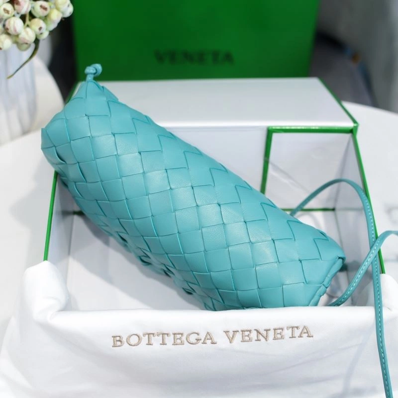 Legit Bottega Veneta Pouch Clutch Bags