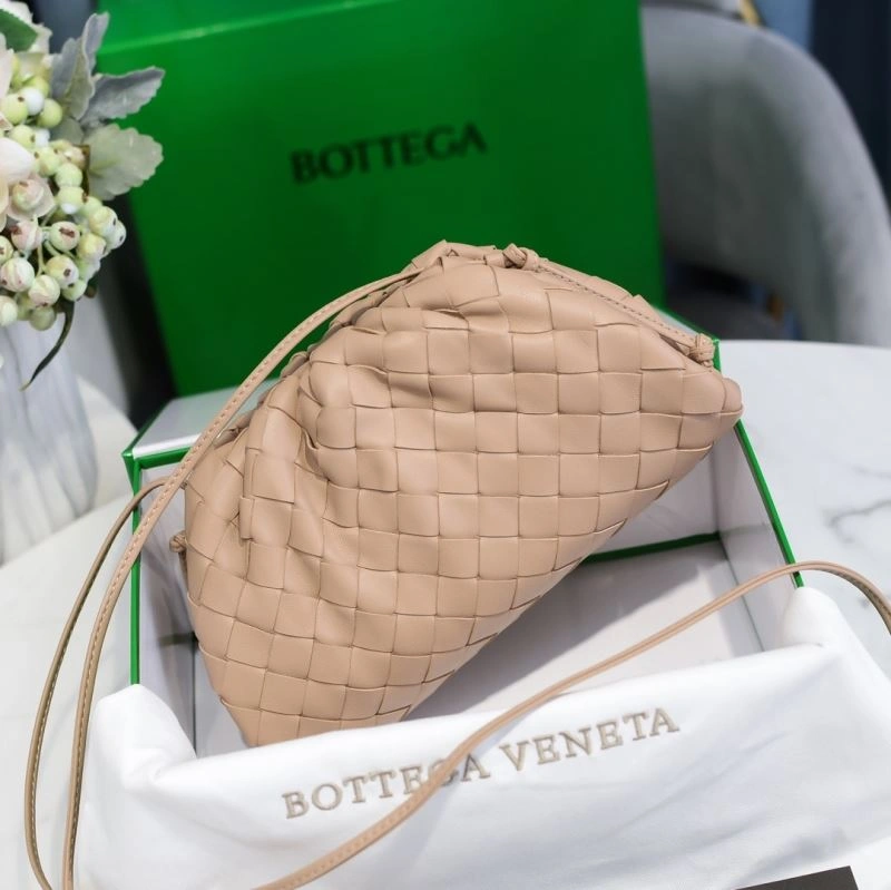 Top match Bottega Veneta Pouch Clutch Bags