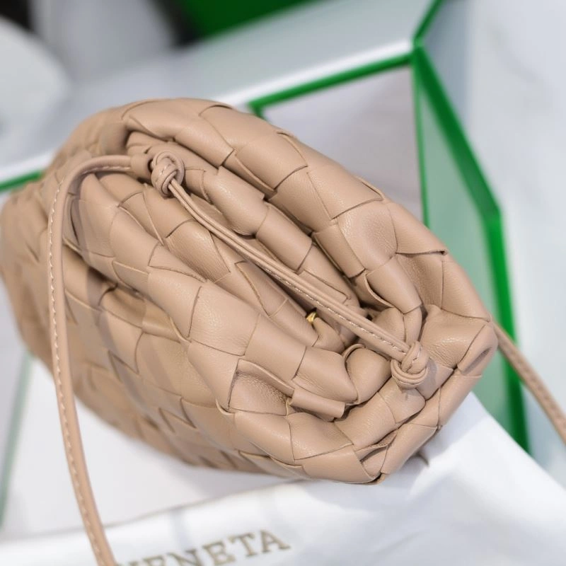 Top match Bottega Veneta Pouch Clutch Bags