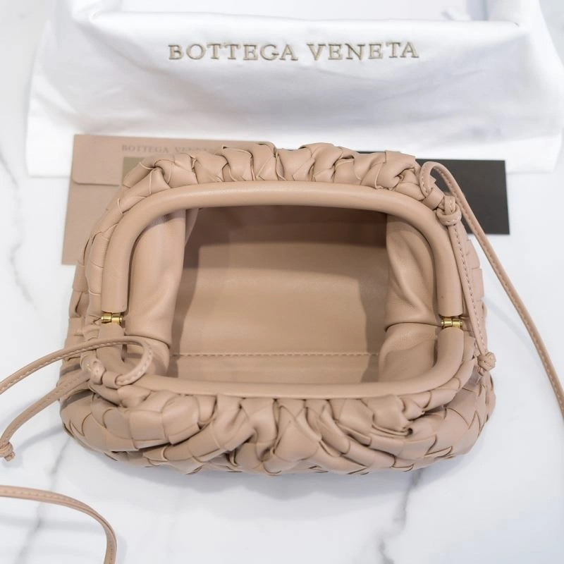 Top match Bottega Veneta Pouch Clutch Bags