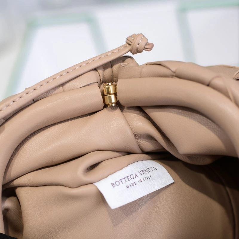 Top match Bottega Veneta Pouch Clutch Bags