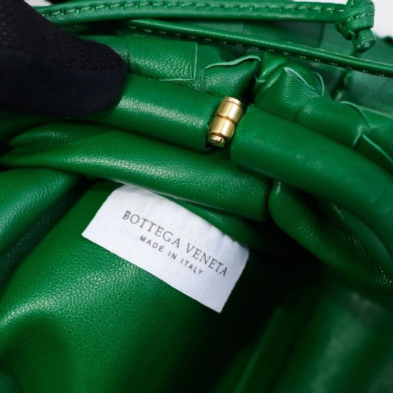High accuracy Bottega Veneta Pouch Clutch Bags